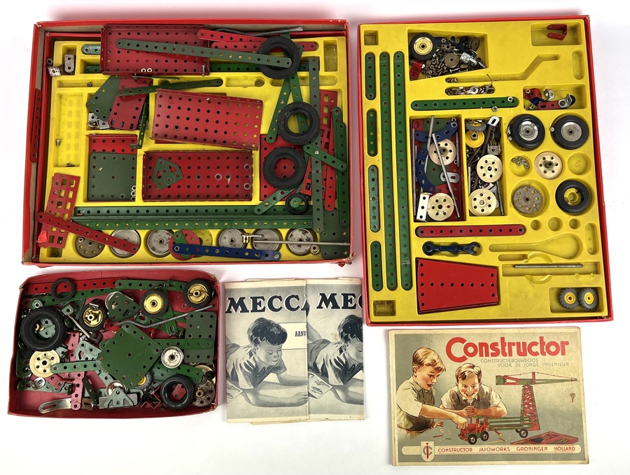 542. Lot bouwdozen, Temsi/Meccano